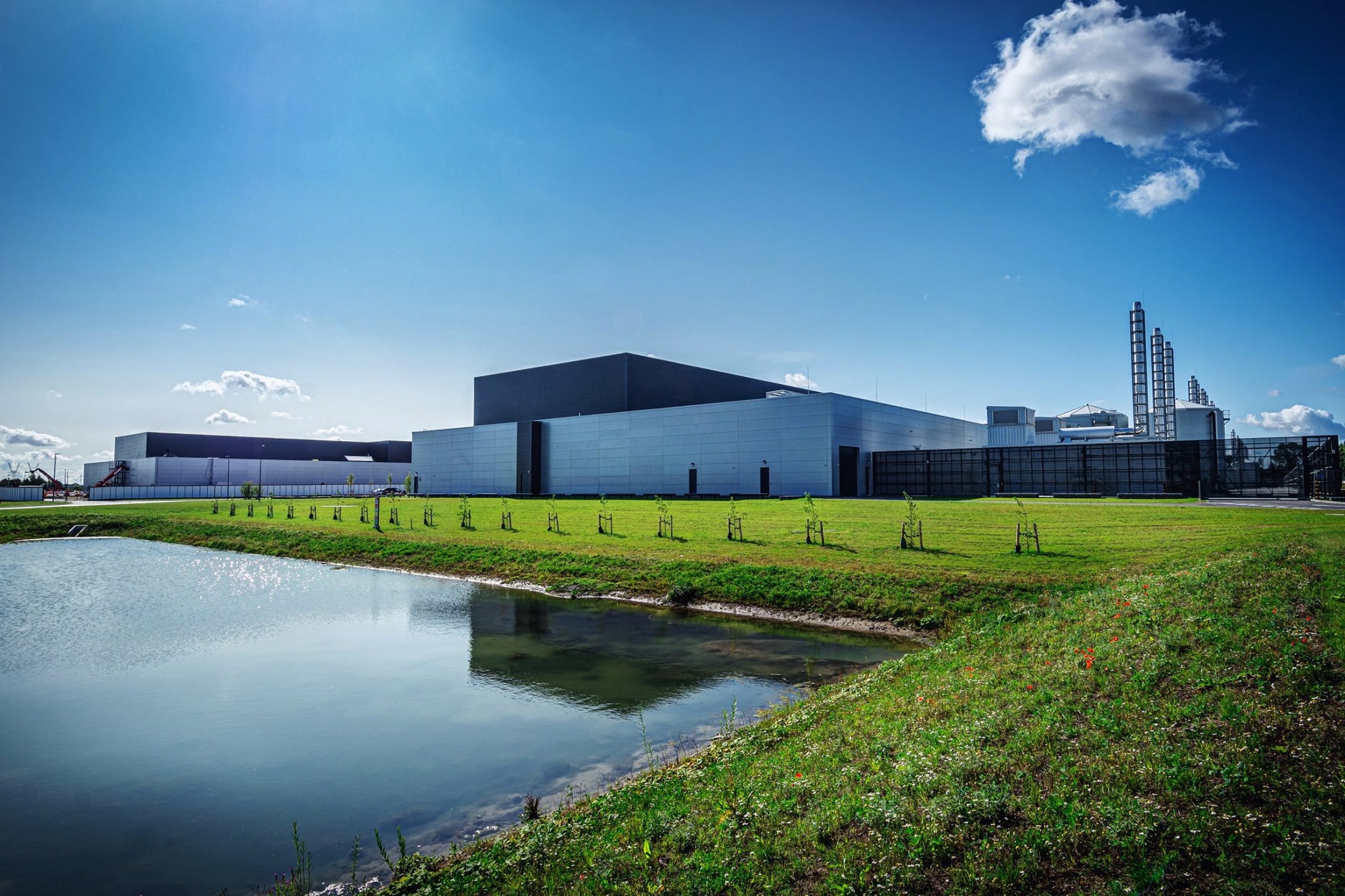 Munters temperature and humidity control for data centers | Munters